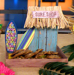 Create a Summer Luau Party on a Budget