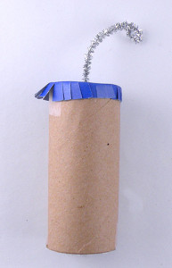 DIY Firecracker Decorations {Bubble Wrap Firecrackers}