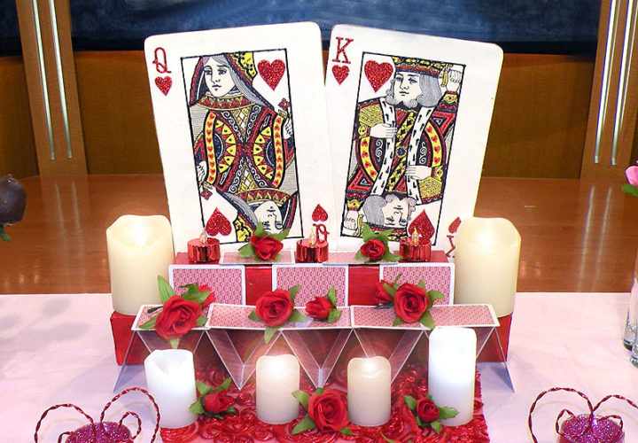 DIY Valentine's Day Centerpiece (King and Queen of Hearts) - Gina Tepper