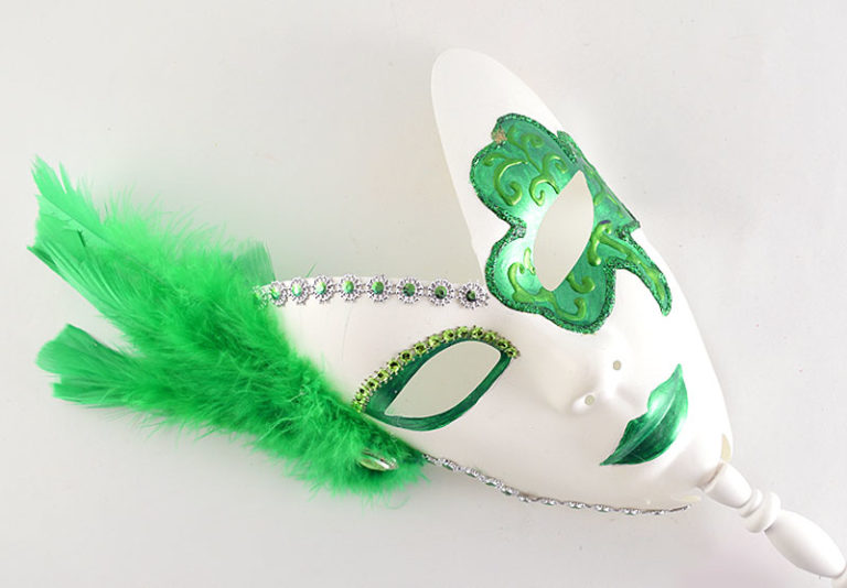 DIY St. Patrick's Day Decoration Mask - Gina Tepper