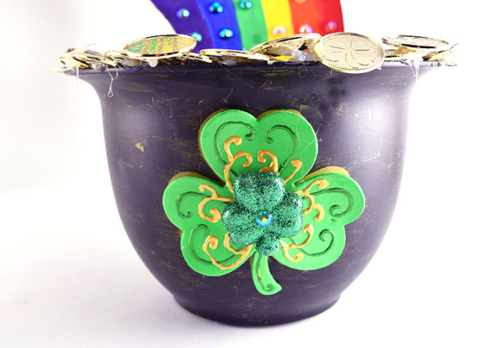 Festive DIY St. Patrick's Day Pot of Gold Craft (Cheap and Easy)