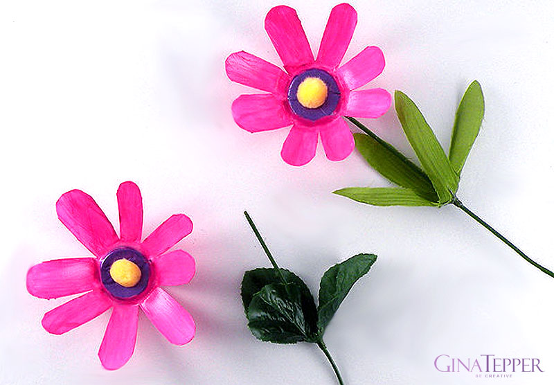Easy DIY Water Bottle Flowers (Amazing Recycled Craft)