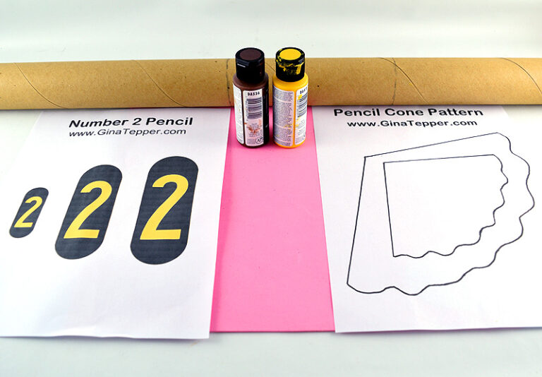 Insanely Cute DIY Giant Pencil Prop For Under $3 (Free Printable Pattern)