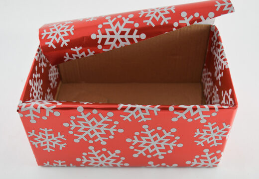 Easy and Beautiful DIY Christmas Gift Baskets (Using Household Items)